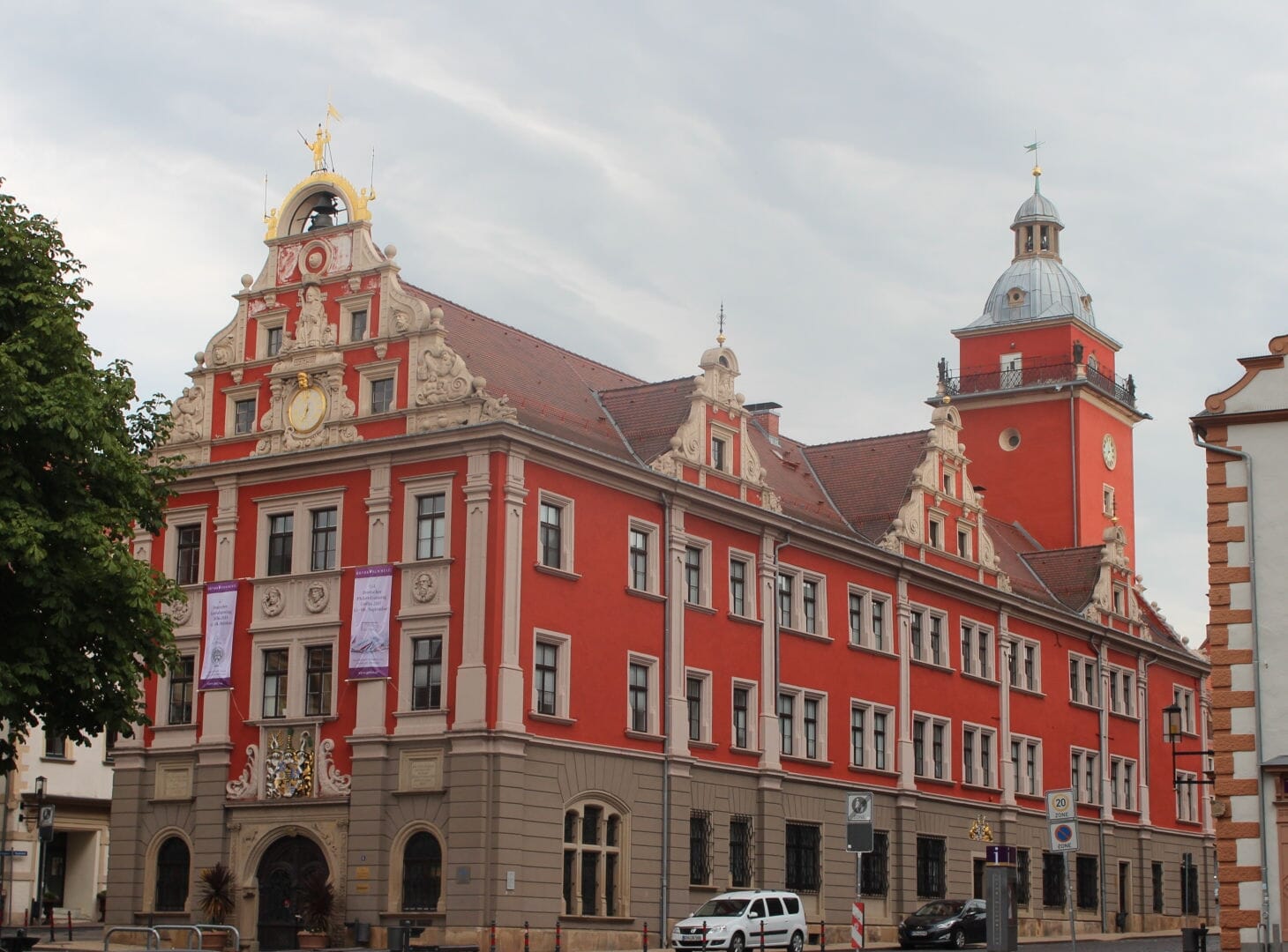 Gotha Travel Guide, Cheap Flights, Places to See